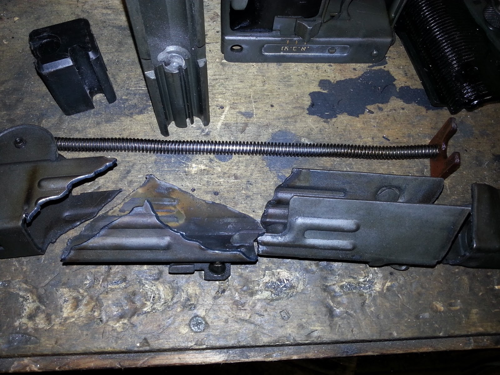 Theredneckengineer: Homebuilding an Uzi carbine.
